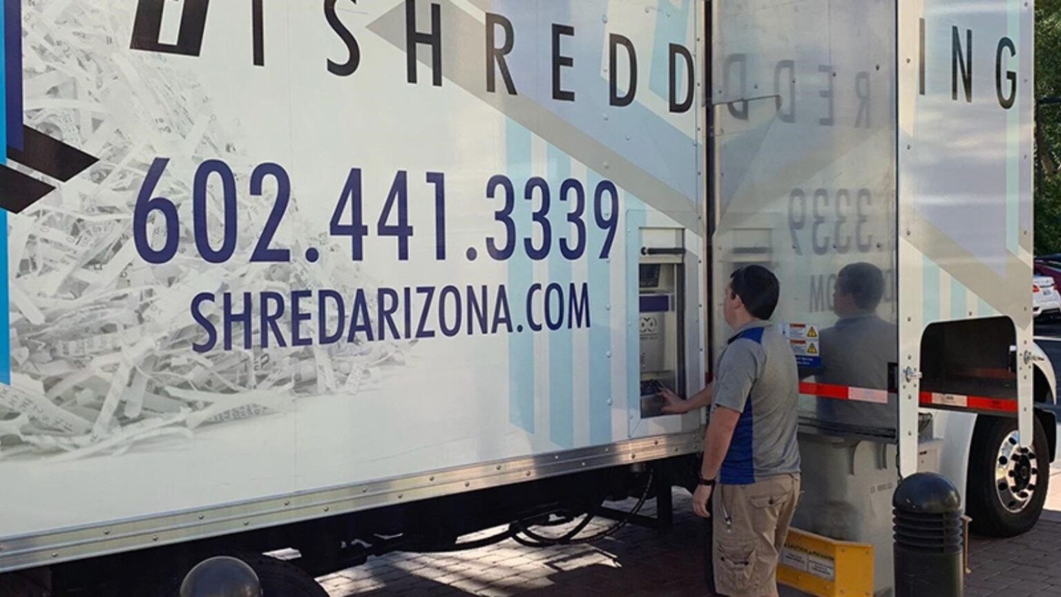 5 Signs It’s Time to Switch to a Professional Shredding Service | A-1 ...